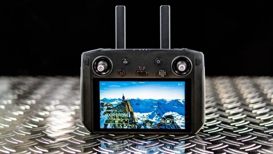Mavic 2 With Smart Controller: Is It Worth Buying DJI Smart Controller ...
